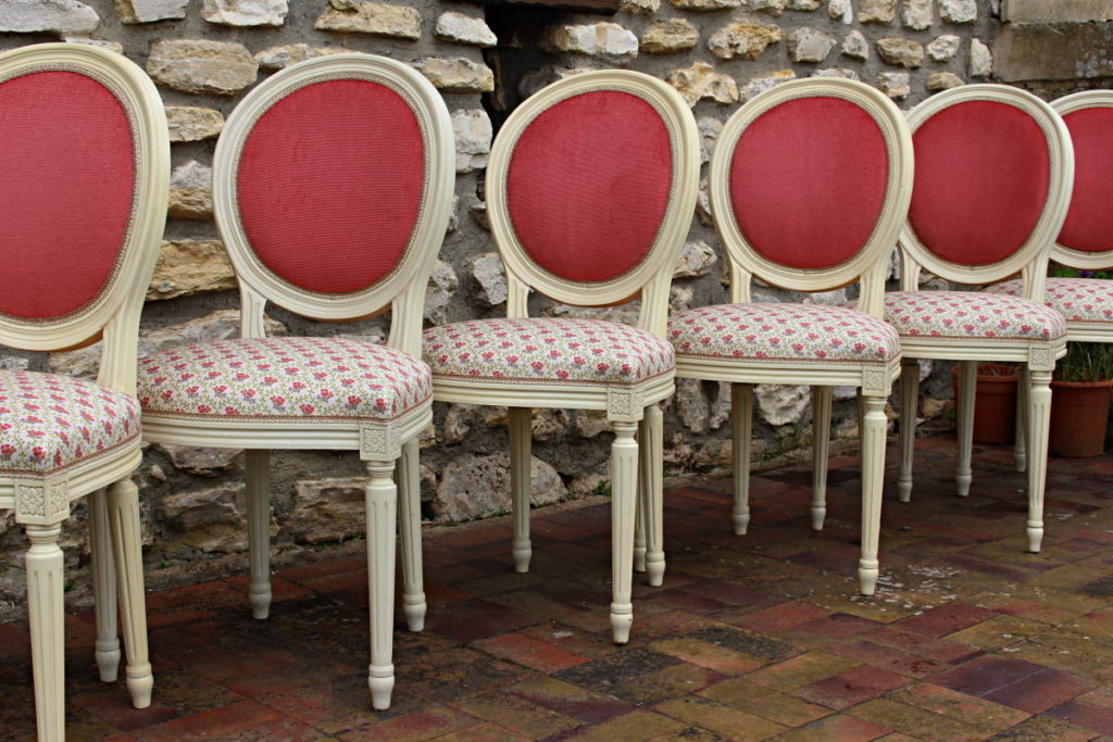Restauration chaises Médaillon style Louis XVI - Métissage & Matières